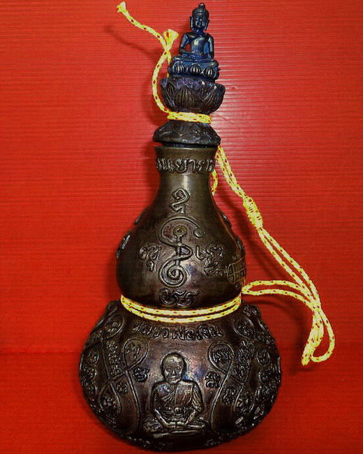 *น้ำเต้ารัตนตรัย หลวงพ่ออวยพร วัดดอนยายหอม จ.นครปฐม ขนาดบูชา สวยงามมาก ...