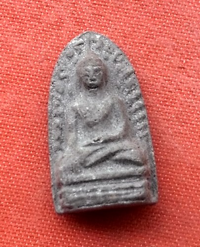 เริ่ม 10 บาท กับ ครูบาคำหล้า เนื้อผง …G452 พระเครื่อง พระแท้ webpra ...